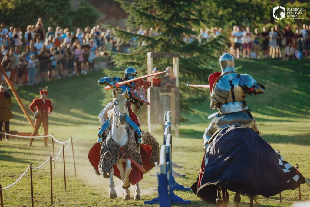 Festivalul Medieval Oradea revine cu o ediție spectaculoasă. Vezi ...